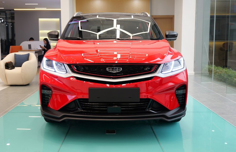 Geely Coolray 2025: Đánh giá xe và giá bán mới nhất 01/2026