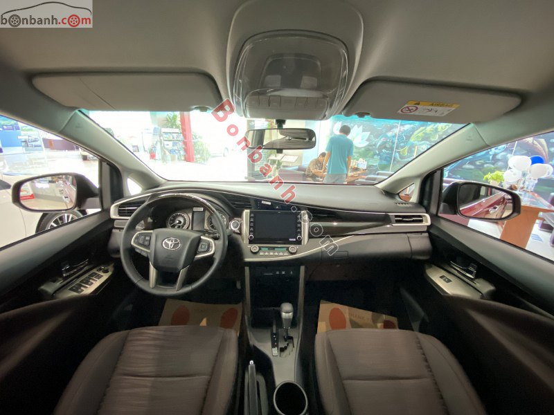 Toyota Innova : Bảng giá xe Innova 10/2022 | Bonbanh.com
