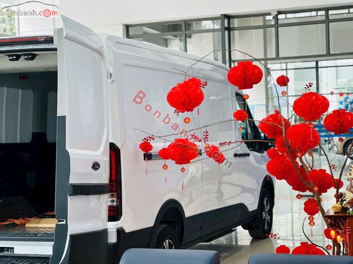 Bán xe ô tô Ford Transit Van 2025 giá 957 Triệu | 6586491