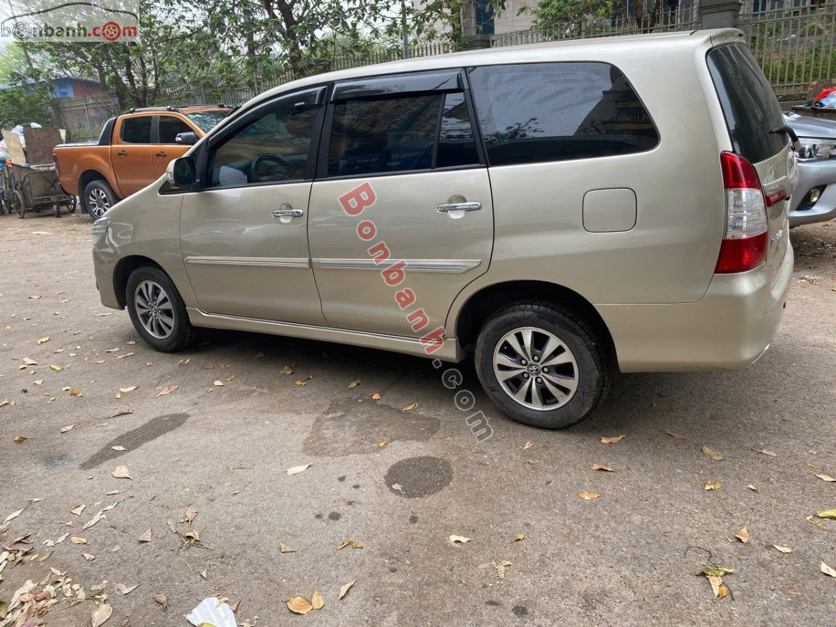 Bán xe ô tô Toyota Innova 2.0E 2016 giá 275 Triệu | 6173678