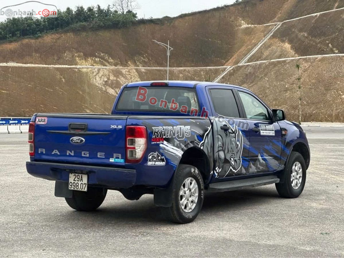 Bán xe ô tô Ford Ranger XLS 2.2L 4x2 AT 2015 giá 370 Triệu | 6643352