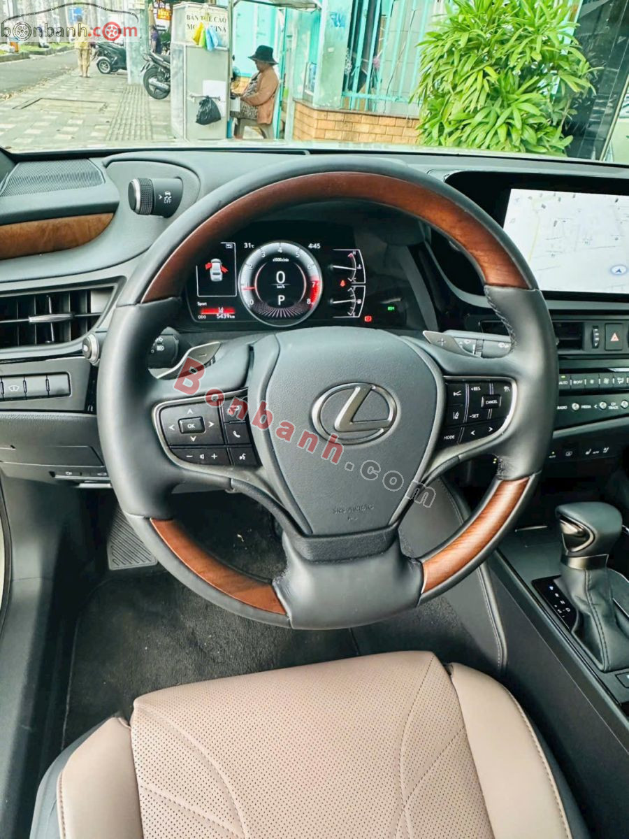 Bán xe ô tô Lexus ES 250 2025 giá 2 Tỷ 550 Triệu | 6852521