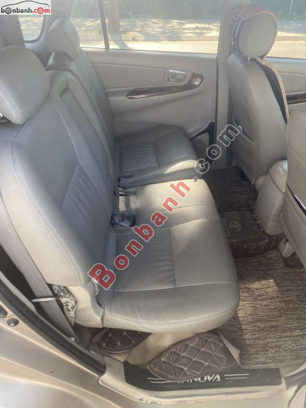 Bán xe ô tô Toyota Innova 2015 giá 240 Triệu | 6817805